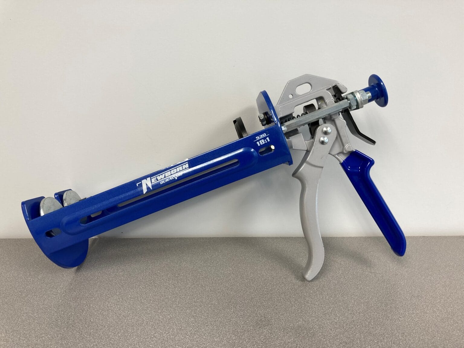 Dual Component Caulking Gun - Economy - SealGuard Inc.
